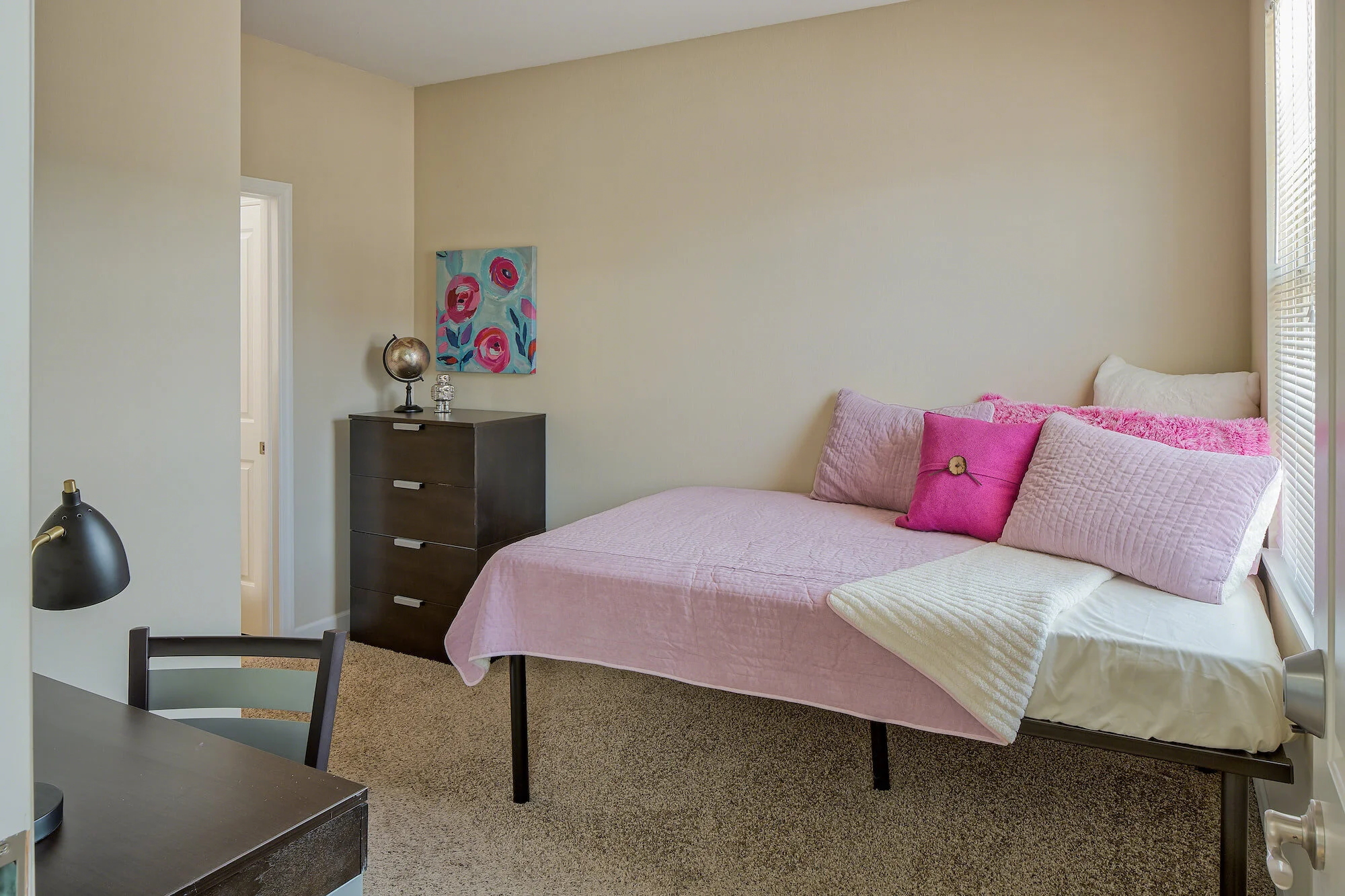Gallery | Off-Campus Apartments — Irish Flats