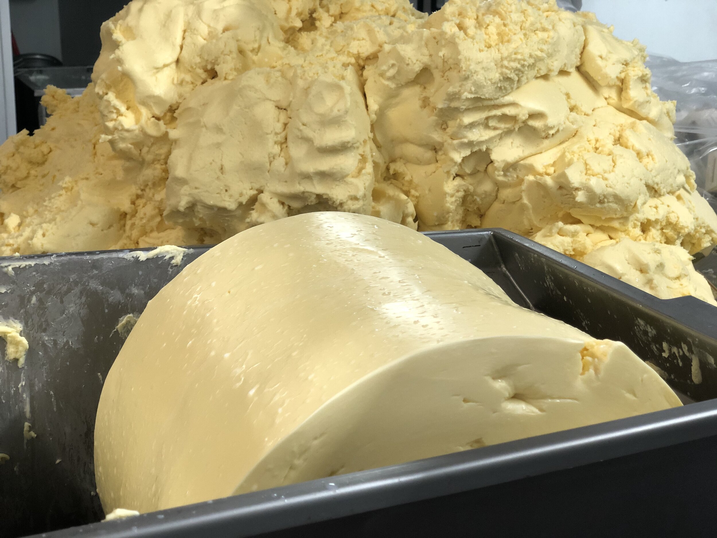 The Reason Why You Should Eat RAW Butter Instead Of Margarine — RAW ...