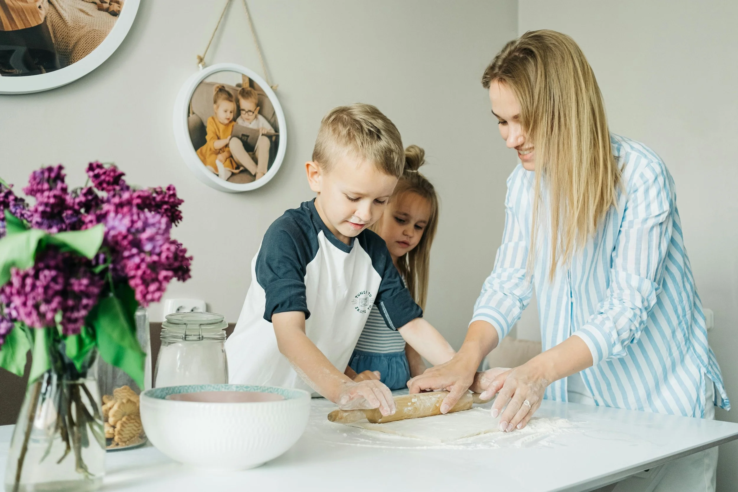8 Powerful Ways to Teach Children the Joy of Giving — Innovest | An ...