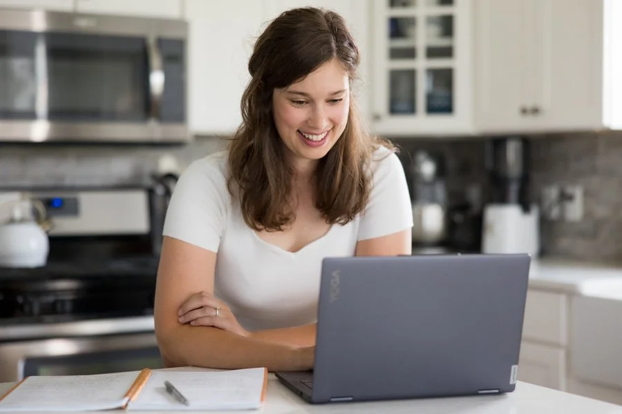 Emily Baksa | Food Copywriter & Content Strategist