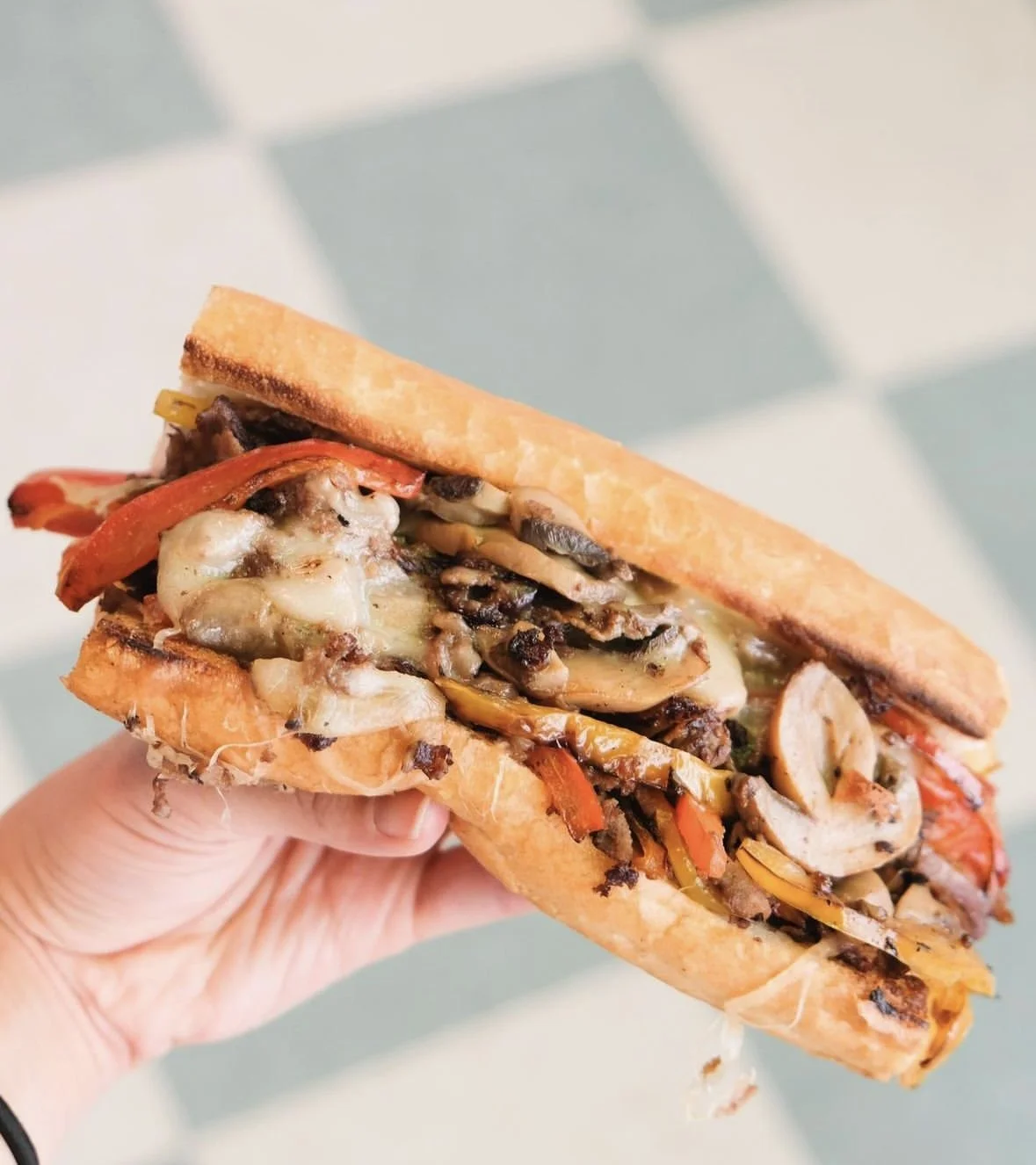 Mr. e's now open // all beef no bull