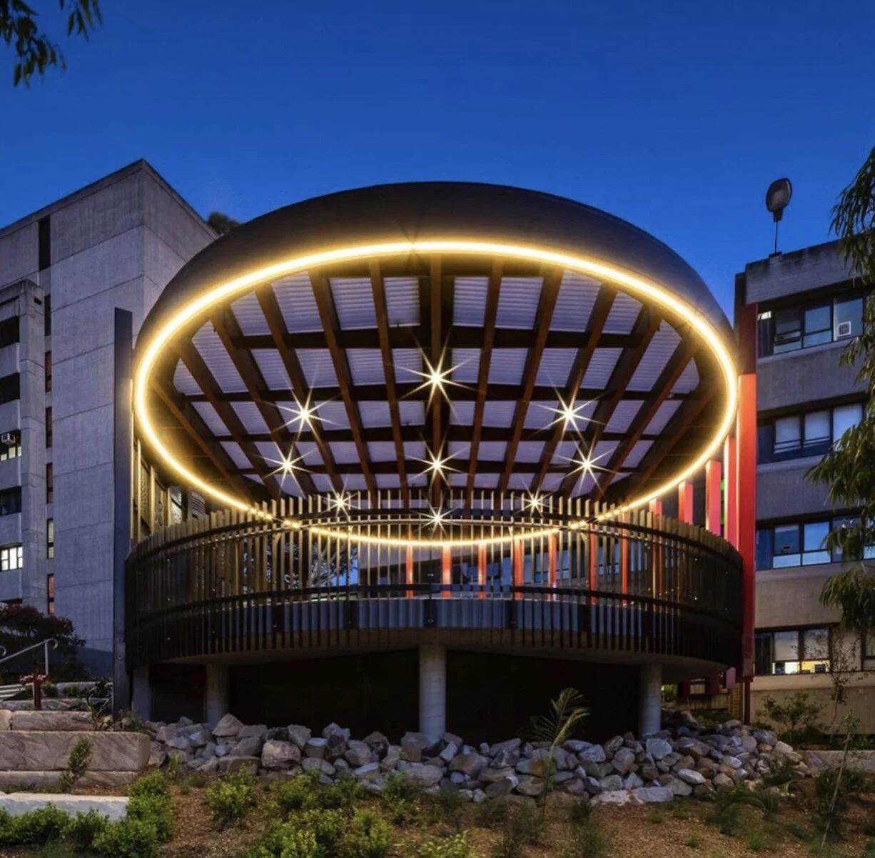 Macquarie Uni Indigenous Pavilion — hallmac