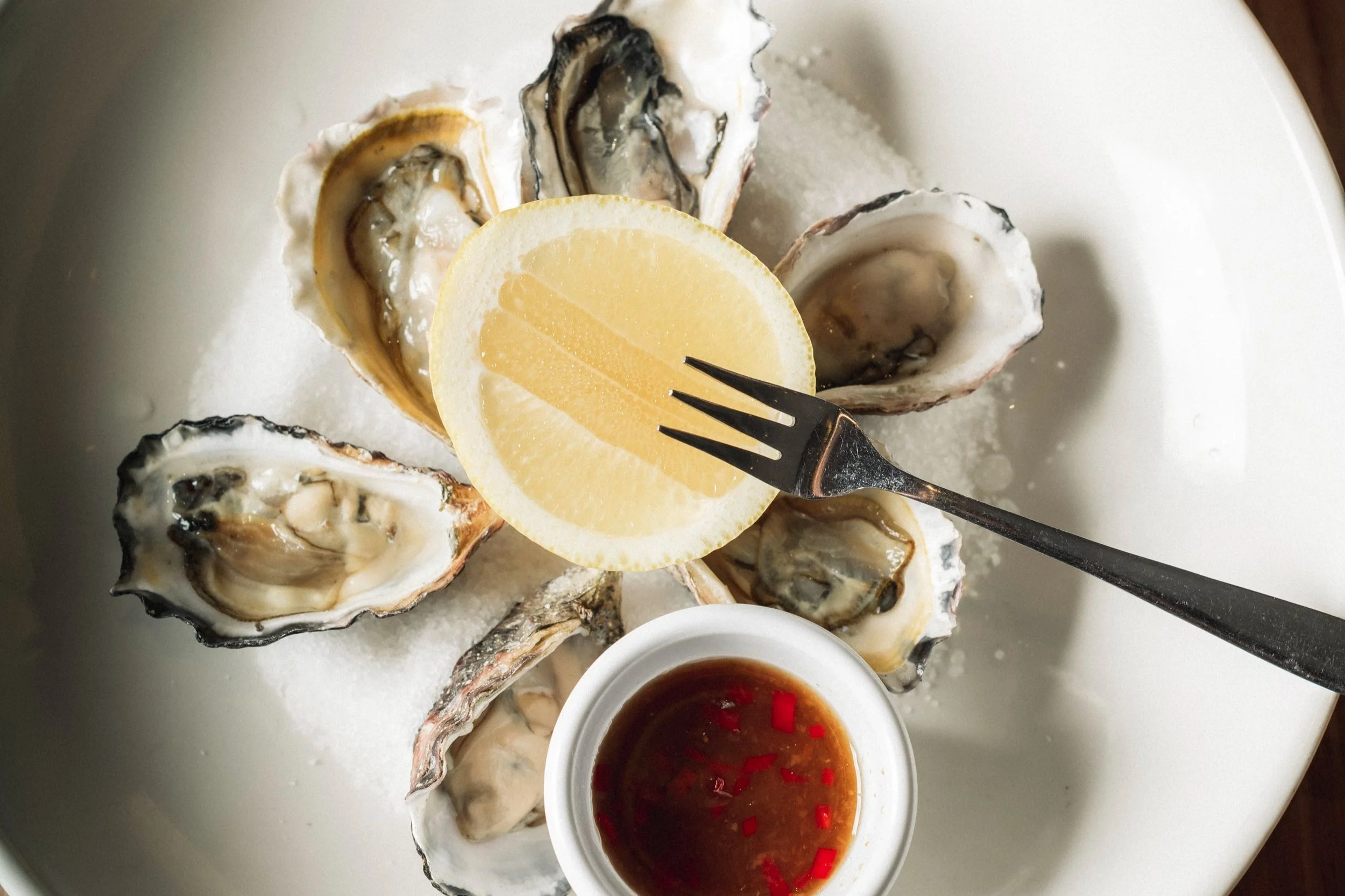 EAT — Geelong Hotel