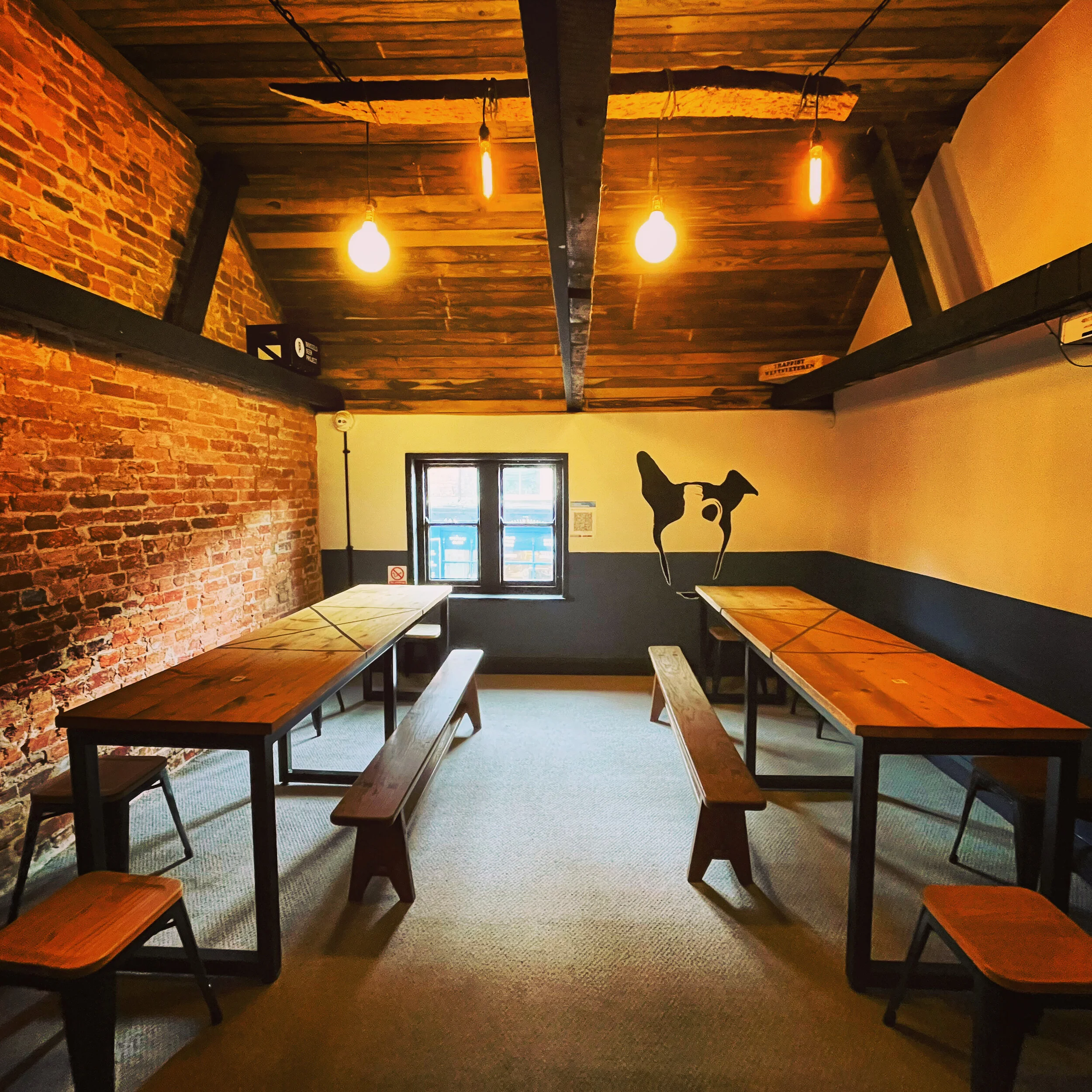 Wimborne — The Butcher's Dog Bars and Bottleshops