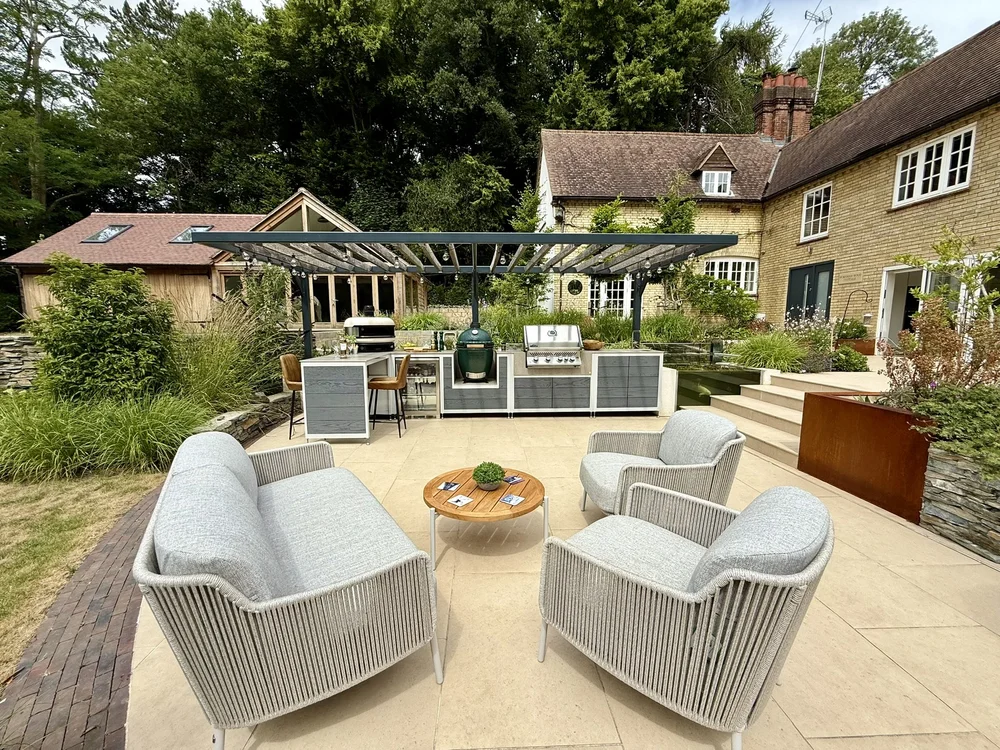 EO Outdoor Kitchens - The Outdoor Kitchen Collective — TOK_C