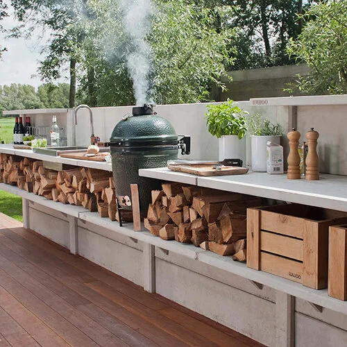 Luxury Outdoor Kitchens, Pergolas & Outdoor Living Spaces