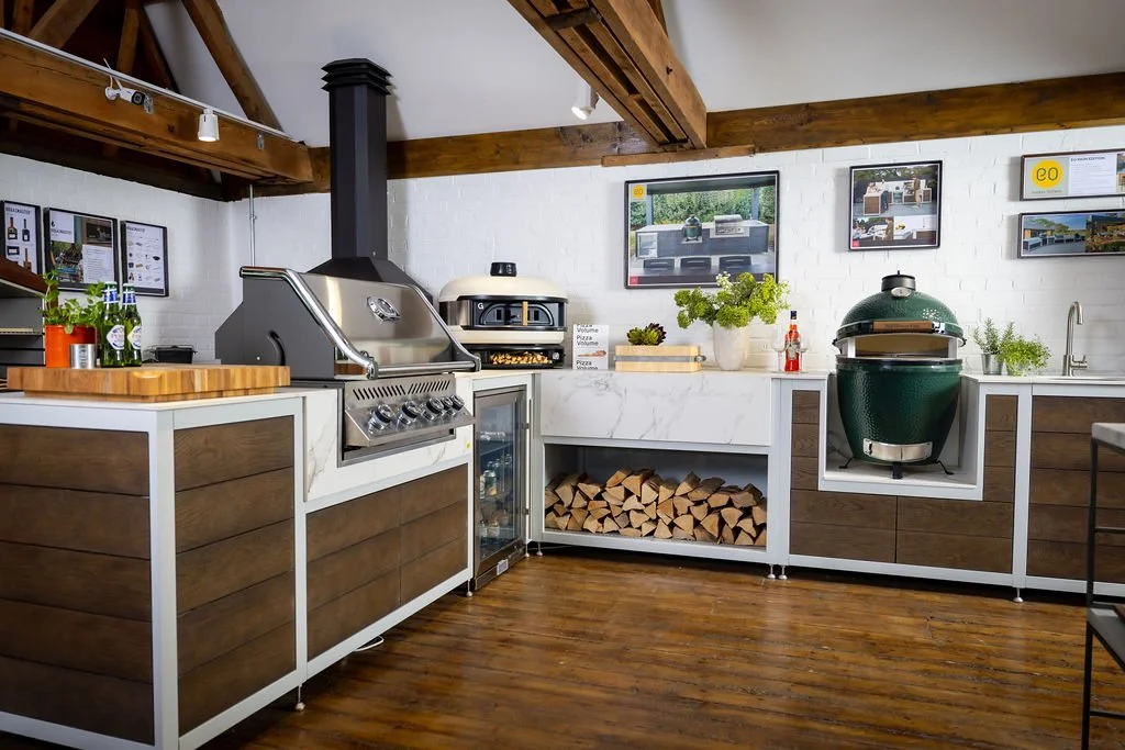 EO Outdoor Kitchens - The Outdoor Kitchen Collective — TOK_C