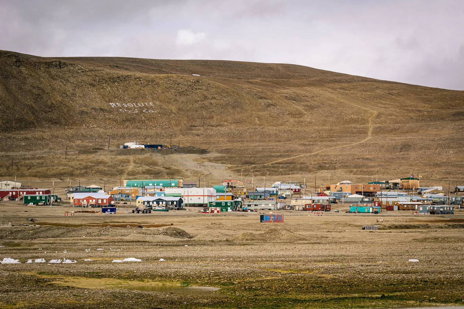 Resolute Bay — Nunavut Nukkiksautiit Corporation