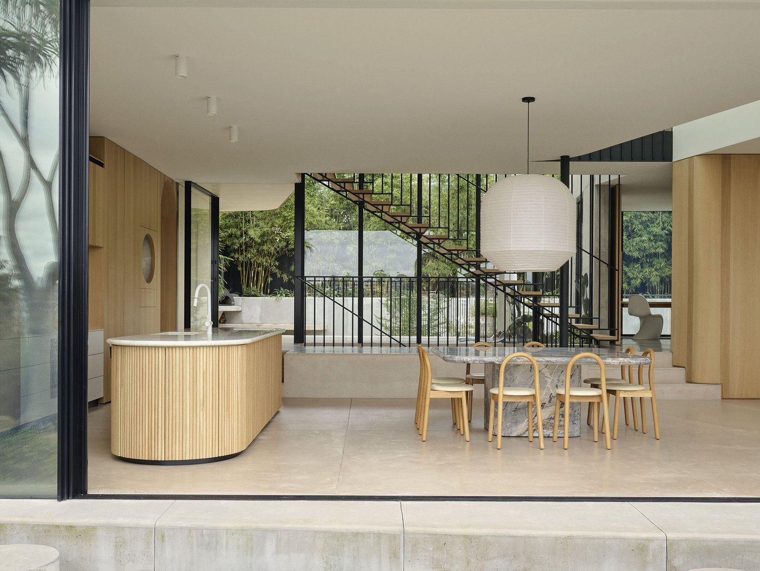 MCK Architects design a Contemporary Australian architecturally ...