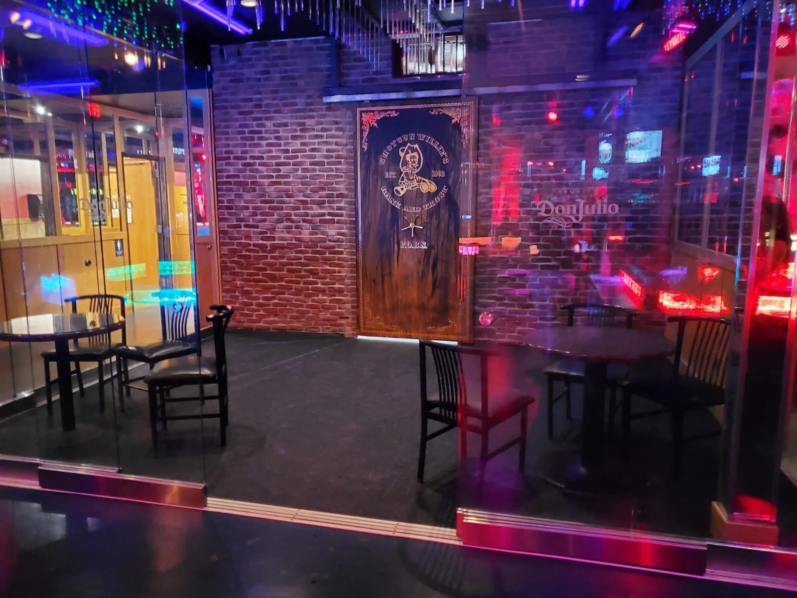 About — Shotgun Willie's