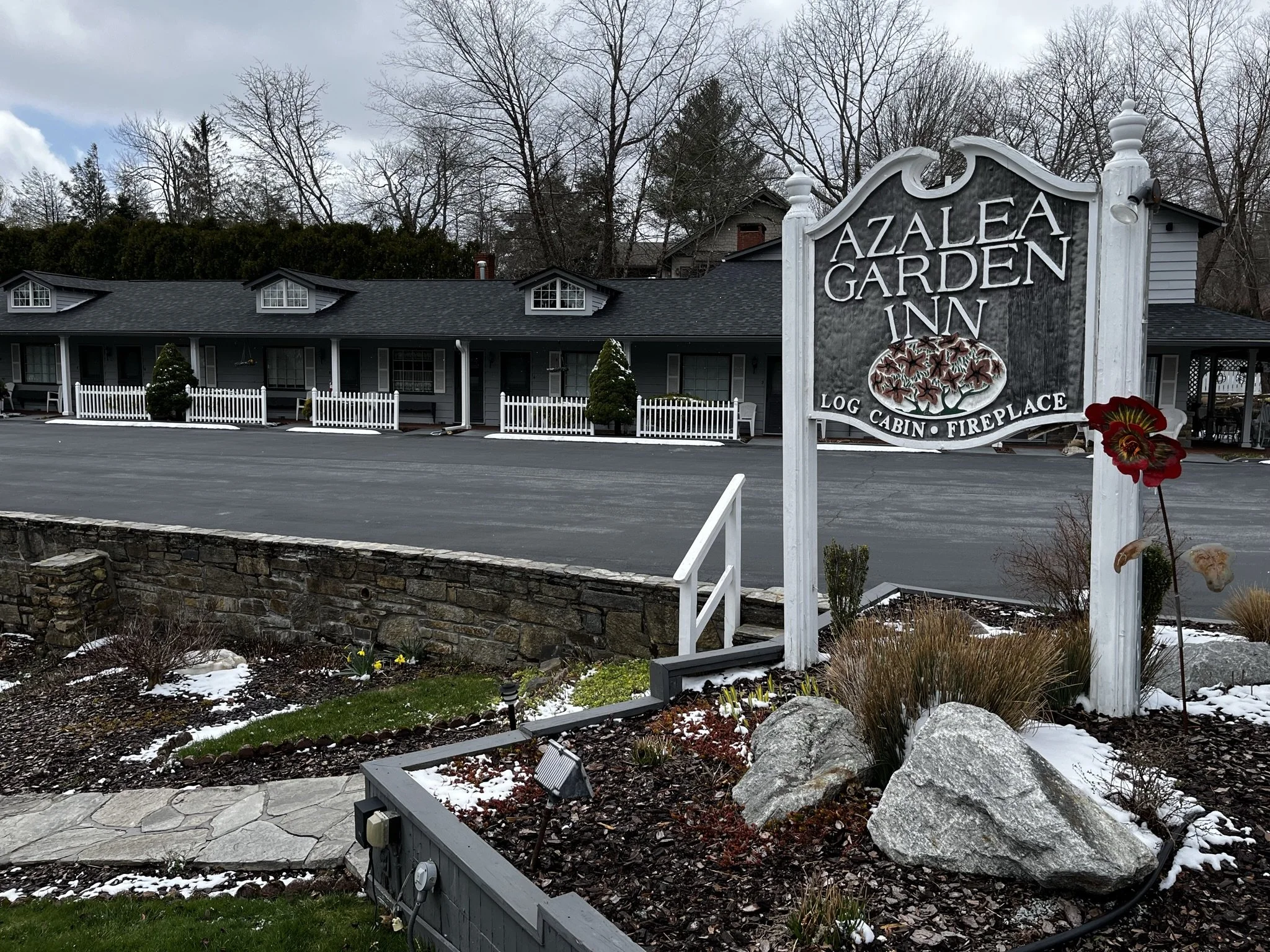 Azalea Garden Inn | Blowing Rock, NC — Savara Hospitality