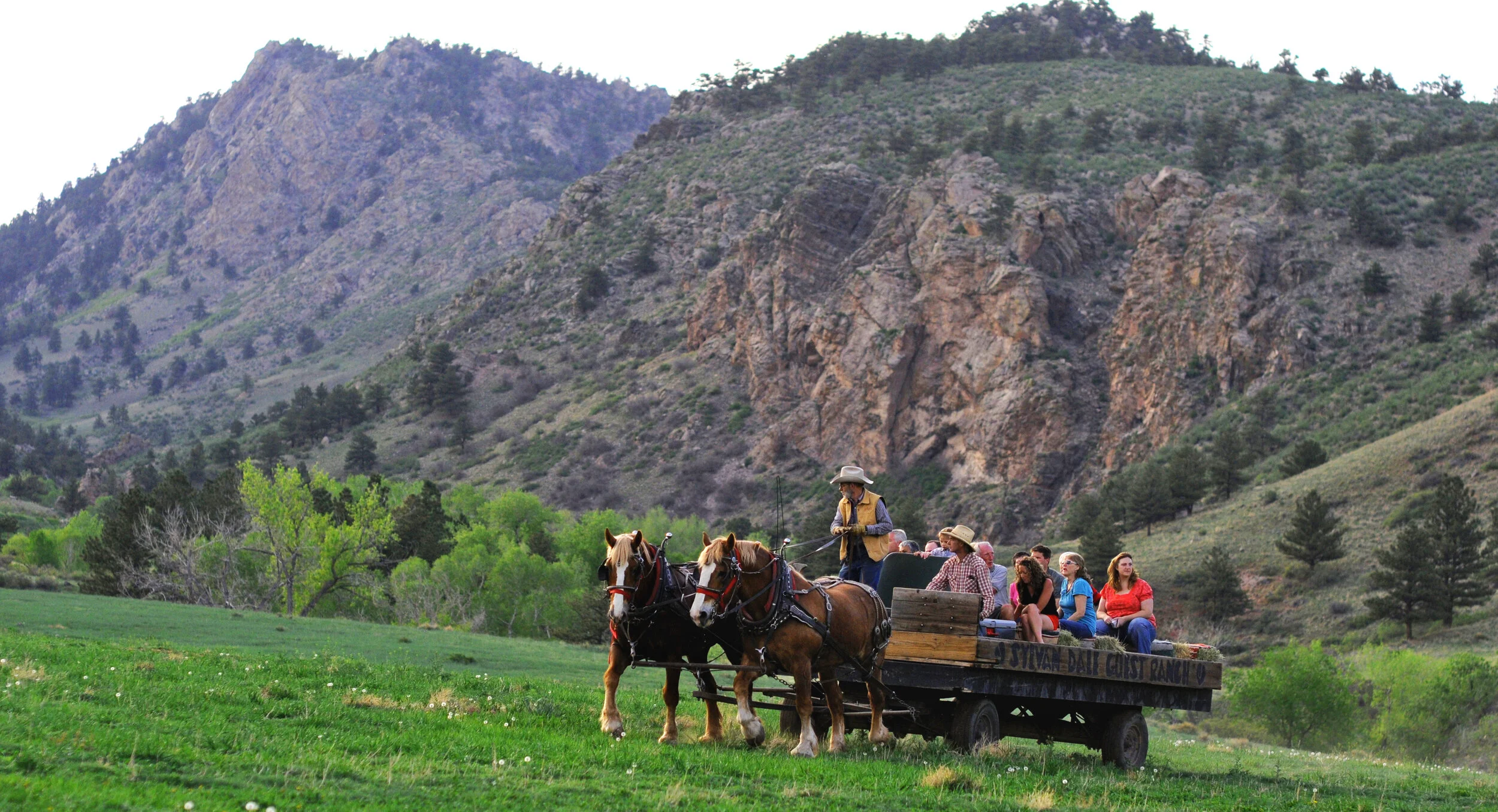 Loveland, CO Horseback Ranch | Quiet Retreat | Retreat Venue