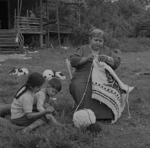 Cowichan Sweater: Indigenous Origins of a Menswear Icon — AVANT