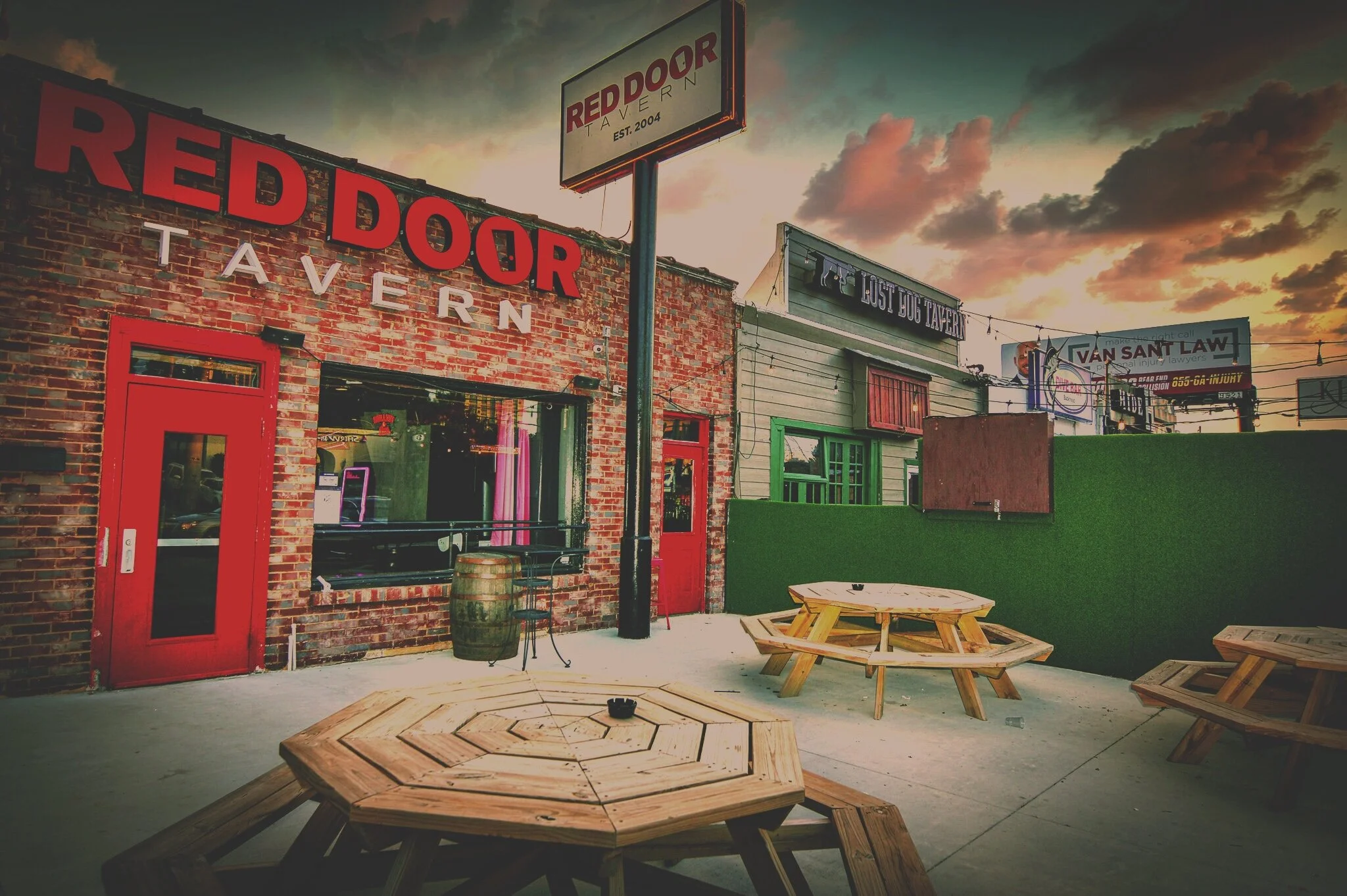 Red Door Tavern