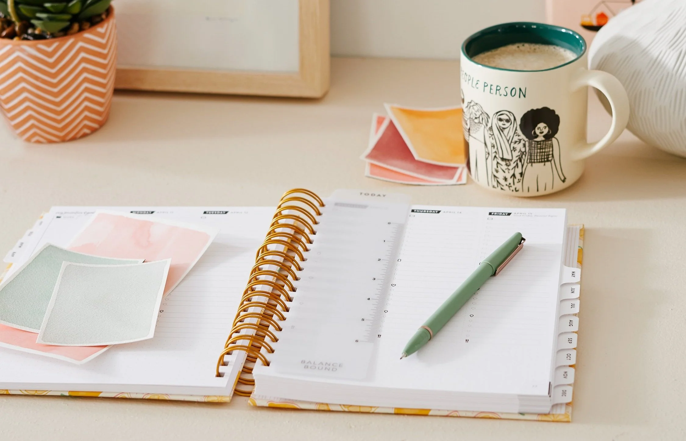 Daily Planner or Weekly Planner: What’s the Best Choice? — Balance Bound