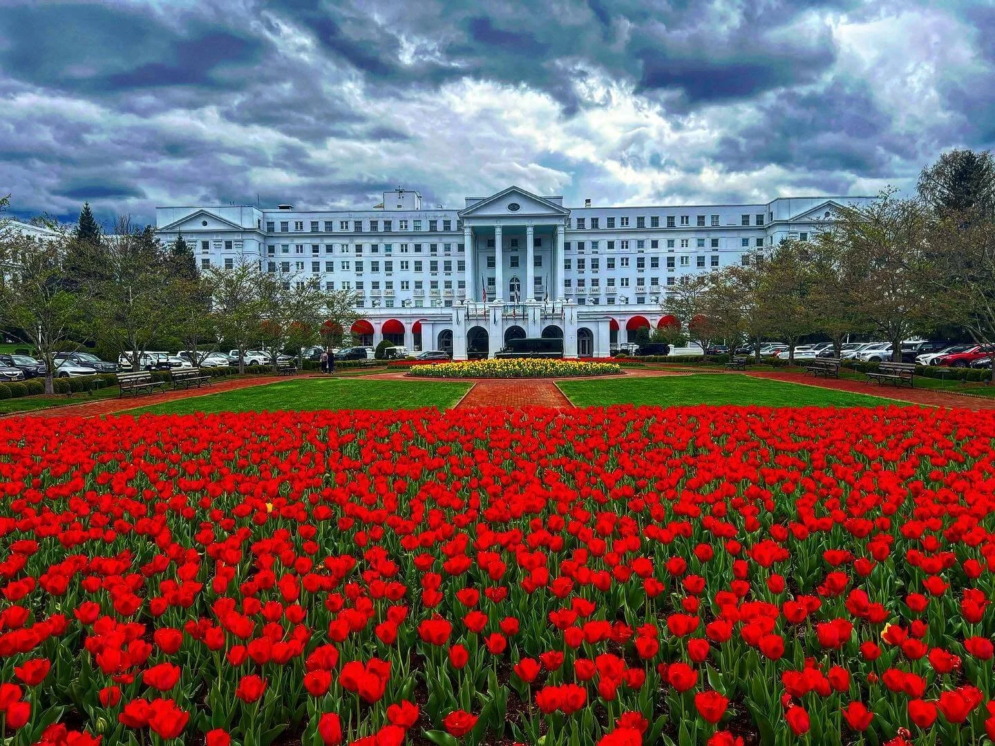 West Virginia's Hot Springs Destinations - Luxurious Soaking at Its ...