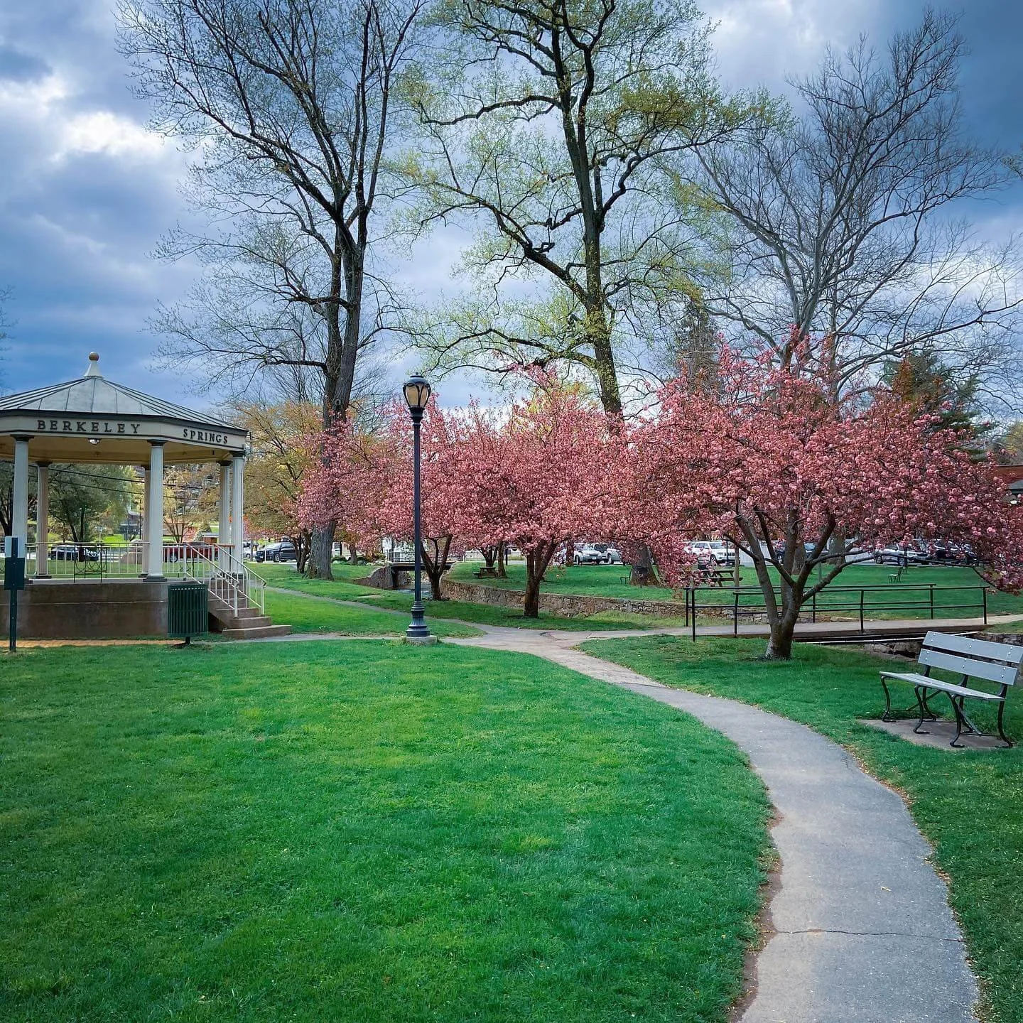 West Virginia's Hot Springs Destinations - Luxurious Soaking at Its Best