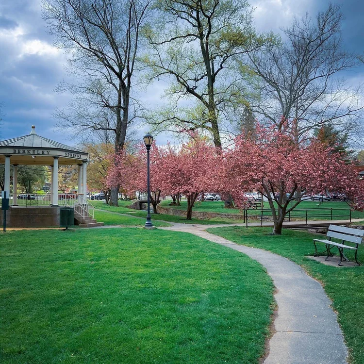 West Virginia's Hot Springs Destinations - Luxurious Soaking at Its Best