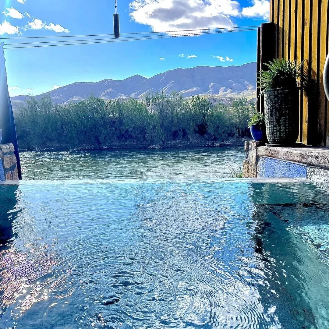 Riverbend Hot Springs - Complete Guide