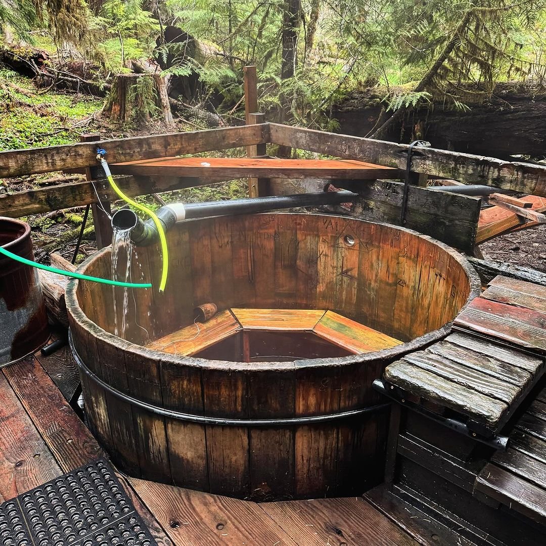 26 Best Hot Springs in Oregon - Mapped (Updated 2025)