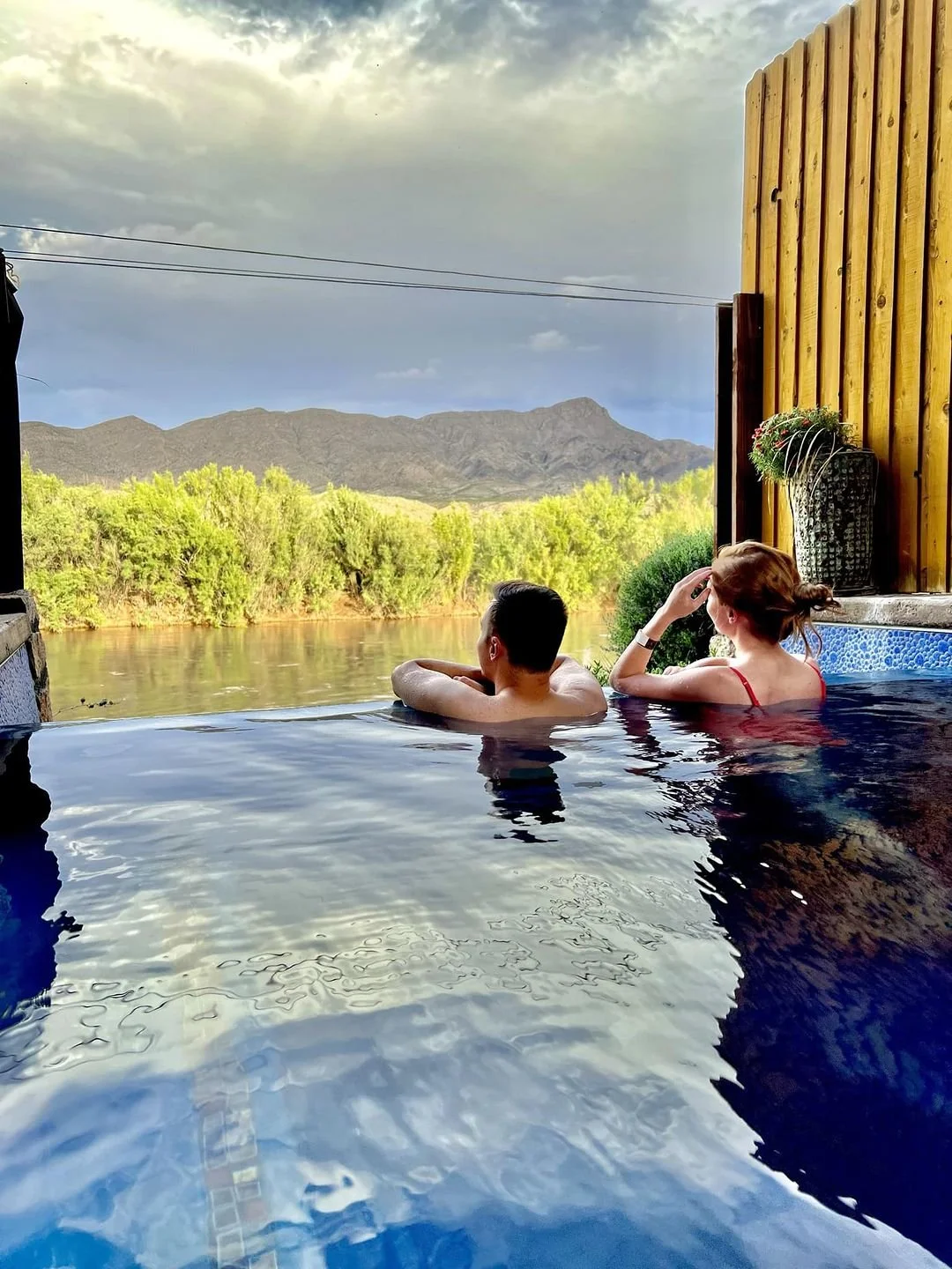 Riverbend Hot Springs - Complete Guide