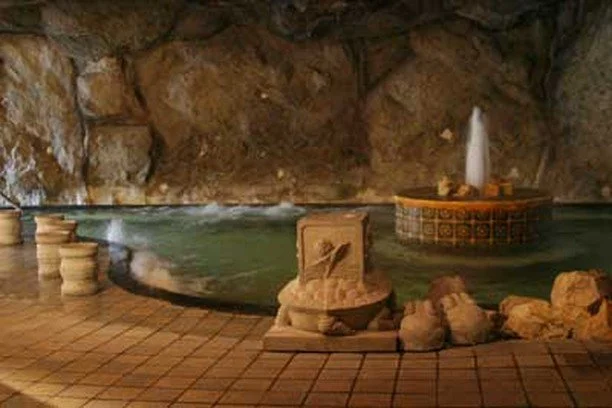 Beverly Hot Springs - Updated 2024 Guide
