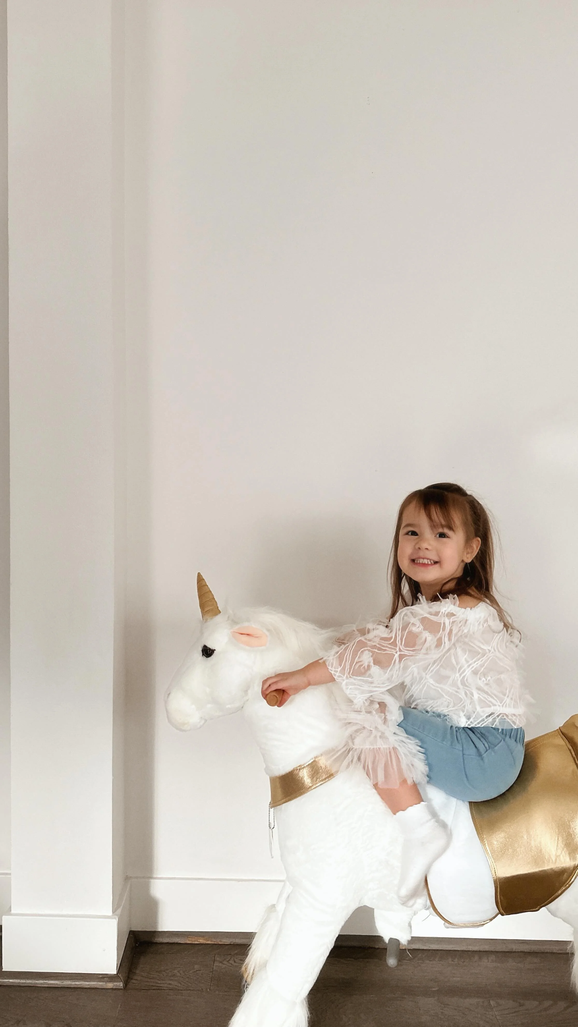 modern gift tags [free printable] — april pollock