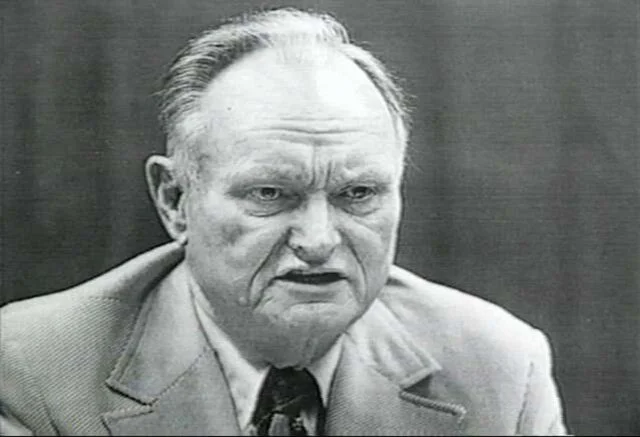 Ted Gunderson — Van Helsing Library