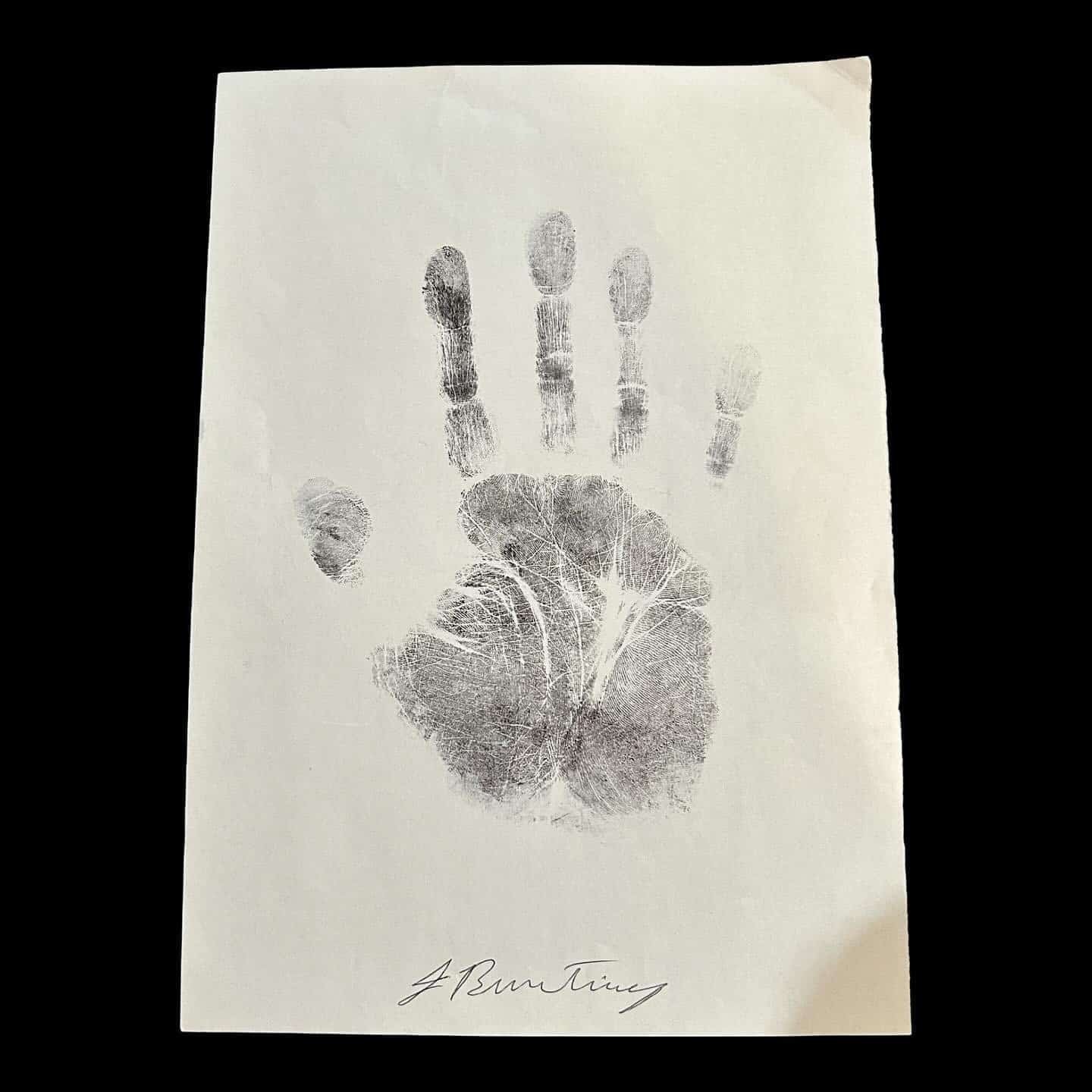 Cult Collectibles - True Crime, Cults, and Murderabilia