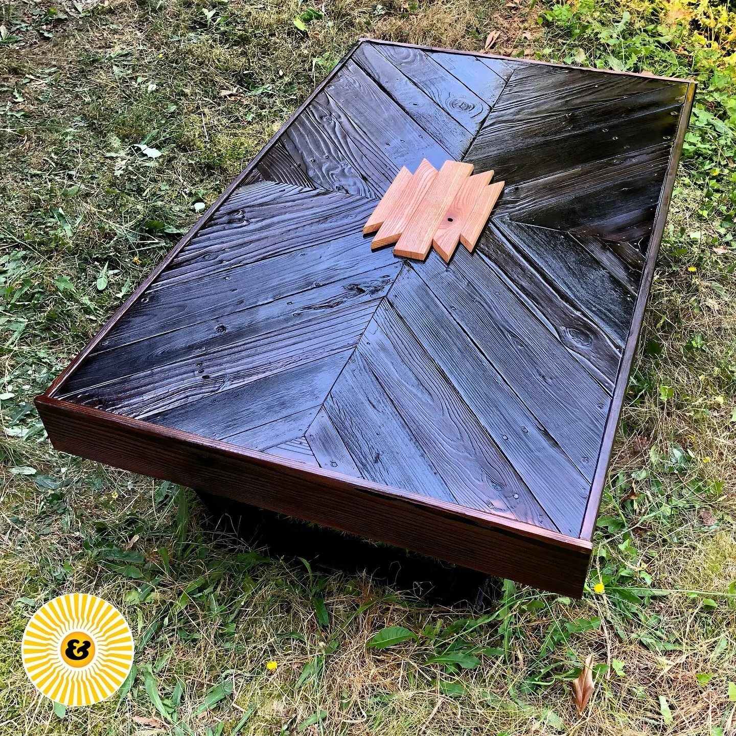 SMOKE & ASHES DESIGN