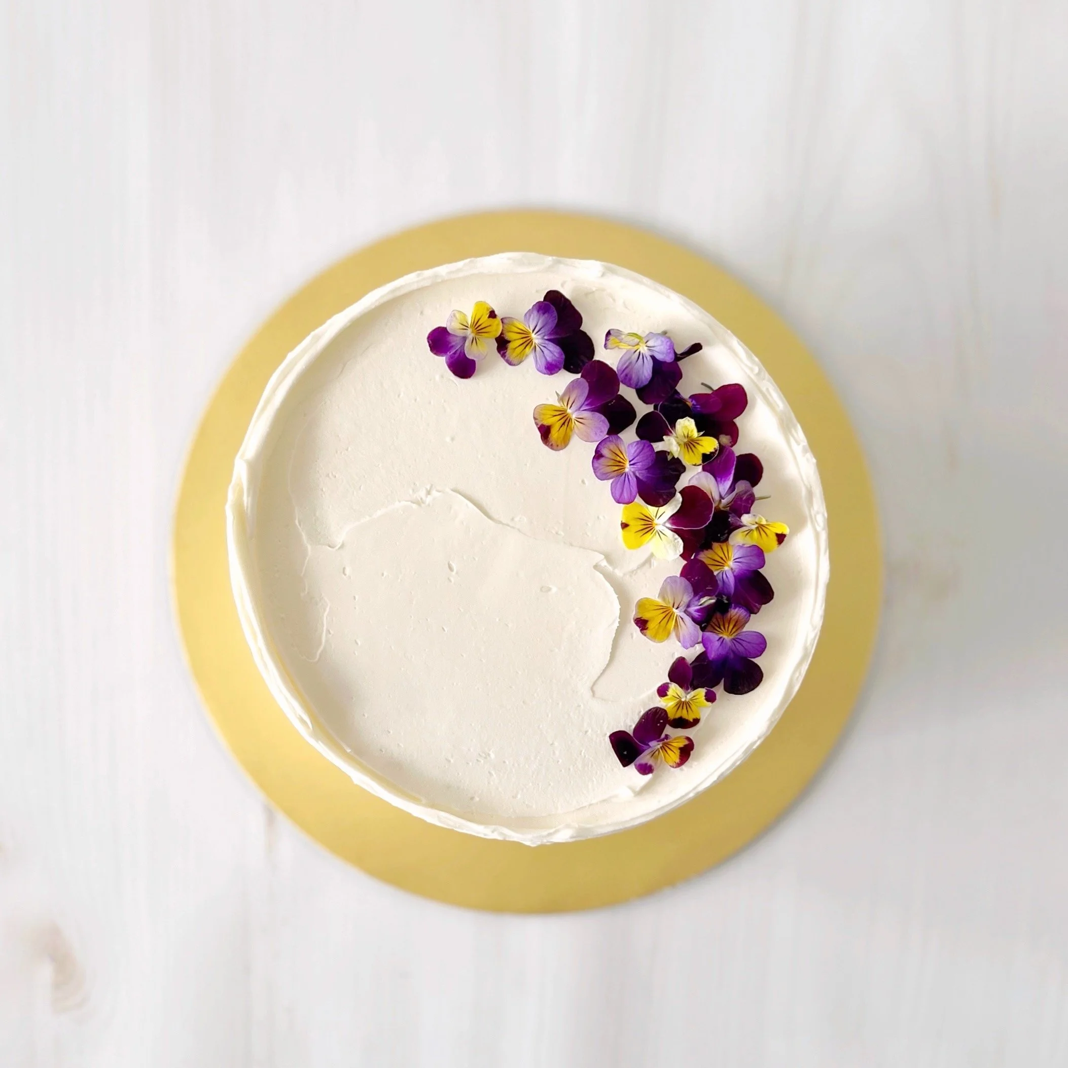 The Queen's Cake for Mother's Day on Maui — Sweet On Maui