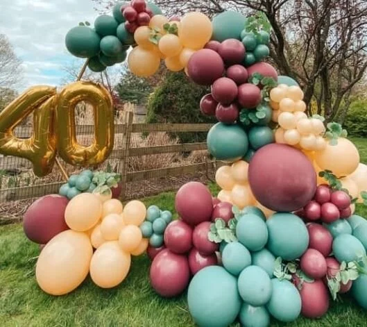 BALLOONS — PARTY ENTERTAINMENT SERVICES