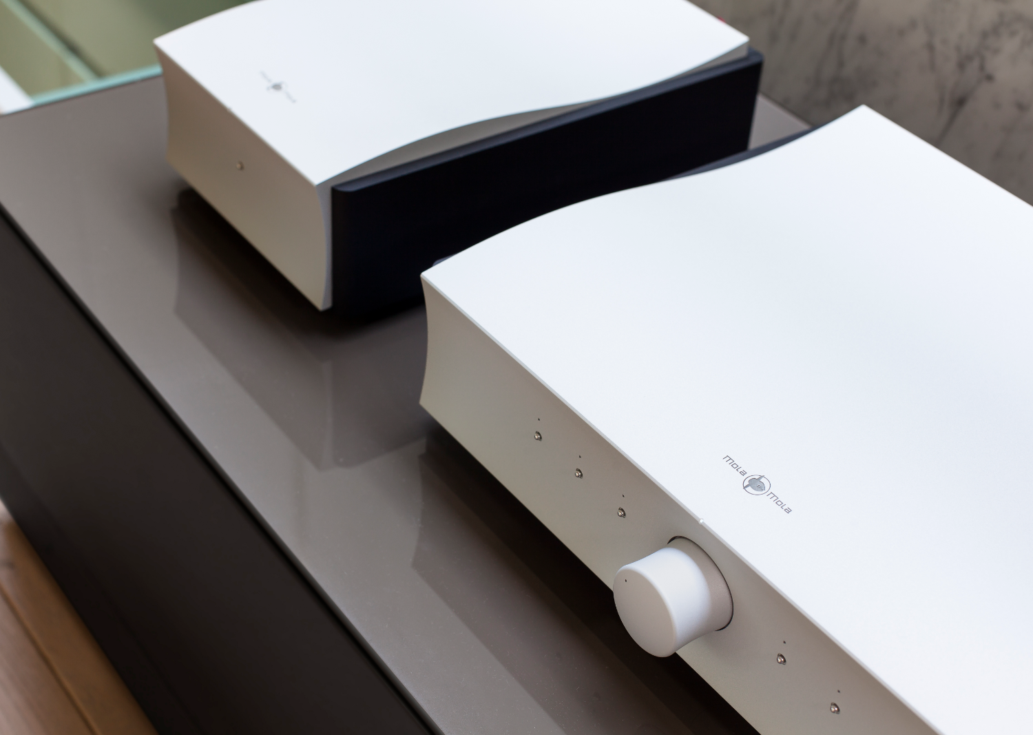 Mola Mola — VAL HiFi