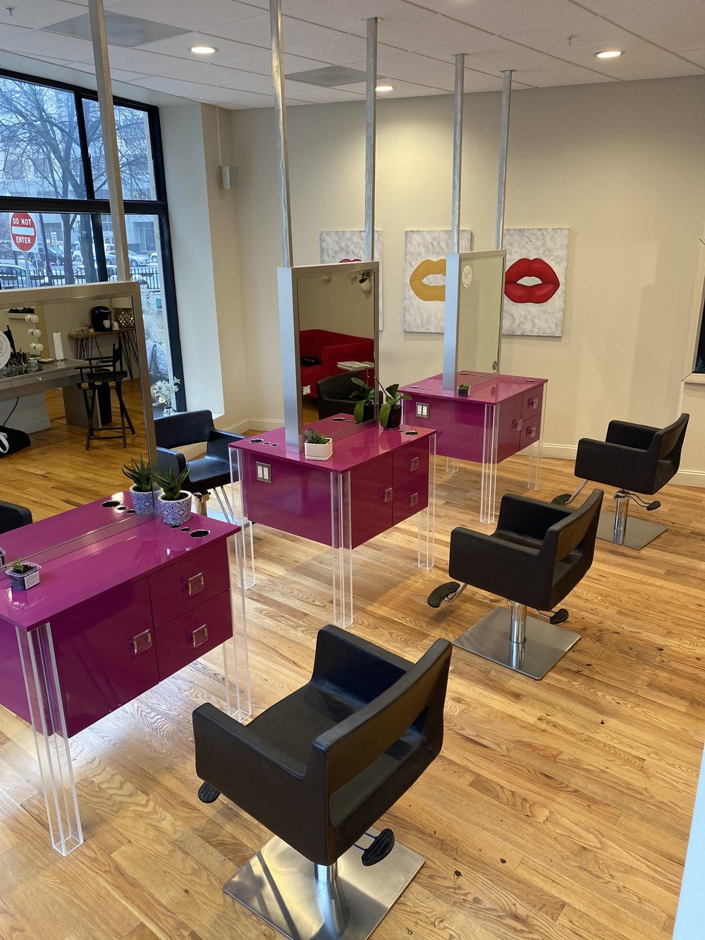 Bombshell Hair Studio