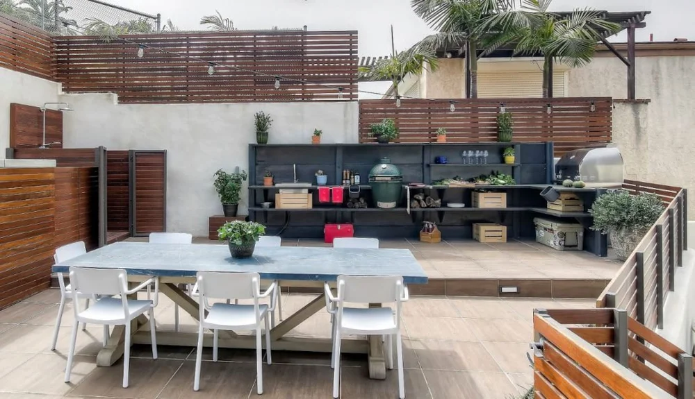 WWOO Concrete Outdoor Kitchen Design | Los Angeles, CA