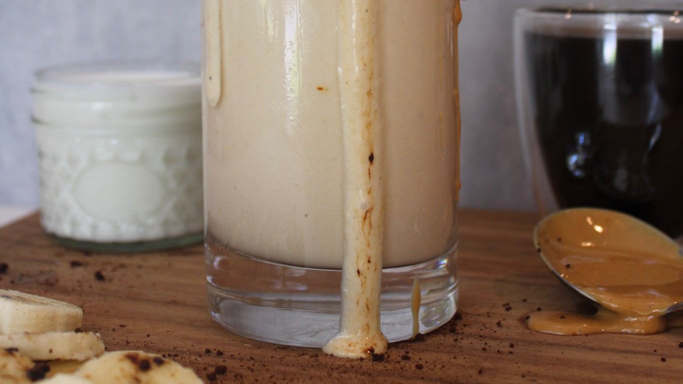 Coffee and Banana Probiotic Smoothie — Lauren Twigge