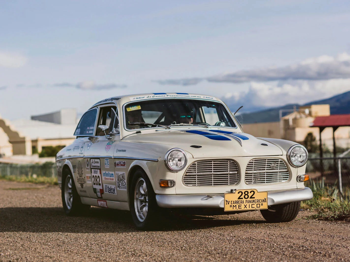 About | Driving La Carrera