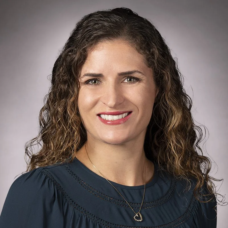 Caryn Ches — The Kelly Group