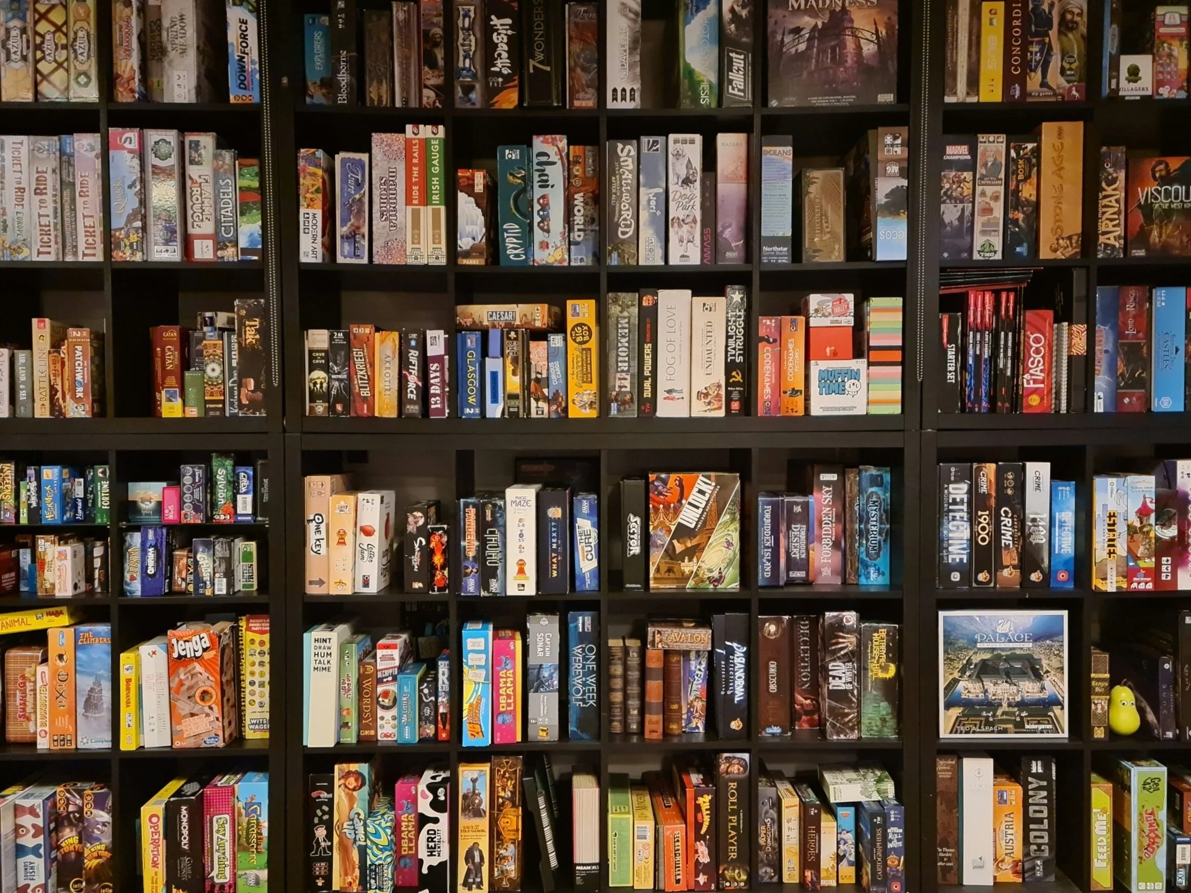 Badger Badger | Pub, Kitchen and Board Gaming