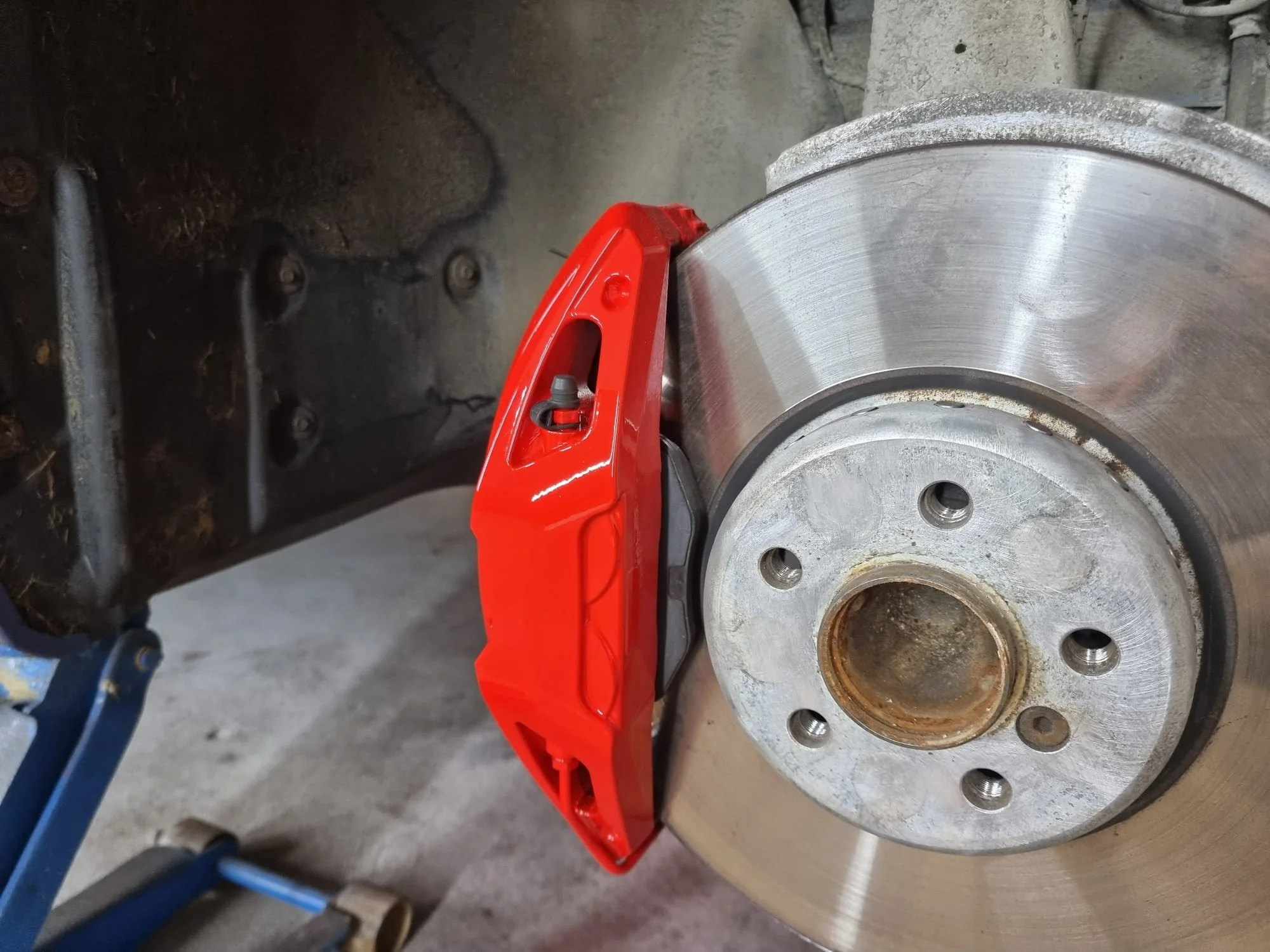 Brake Calipers Painting — Royal Car Suit