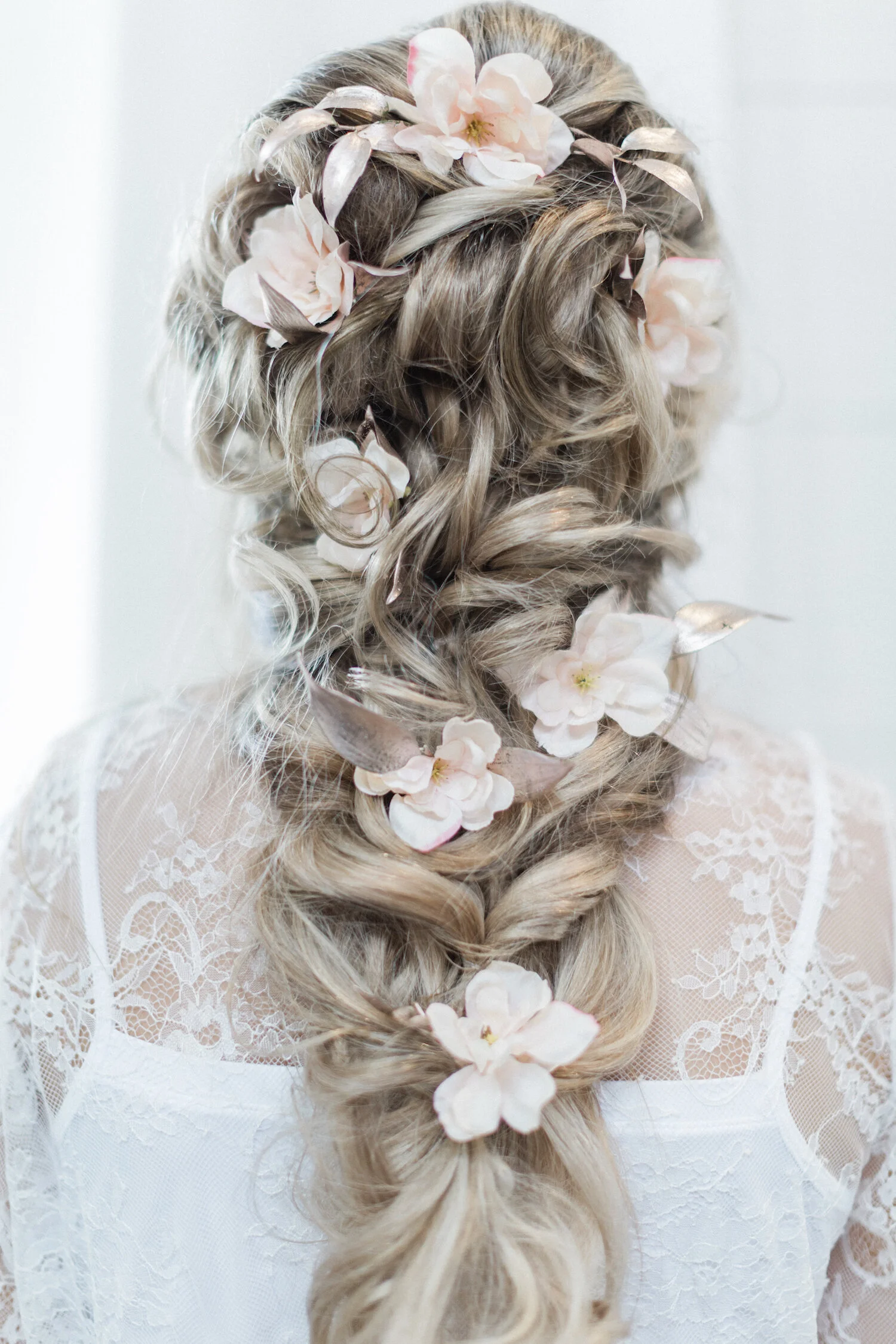 Modern + Neutral Winter Wedding — Sainte Terre Love Story
