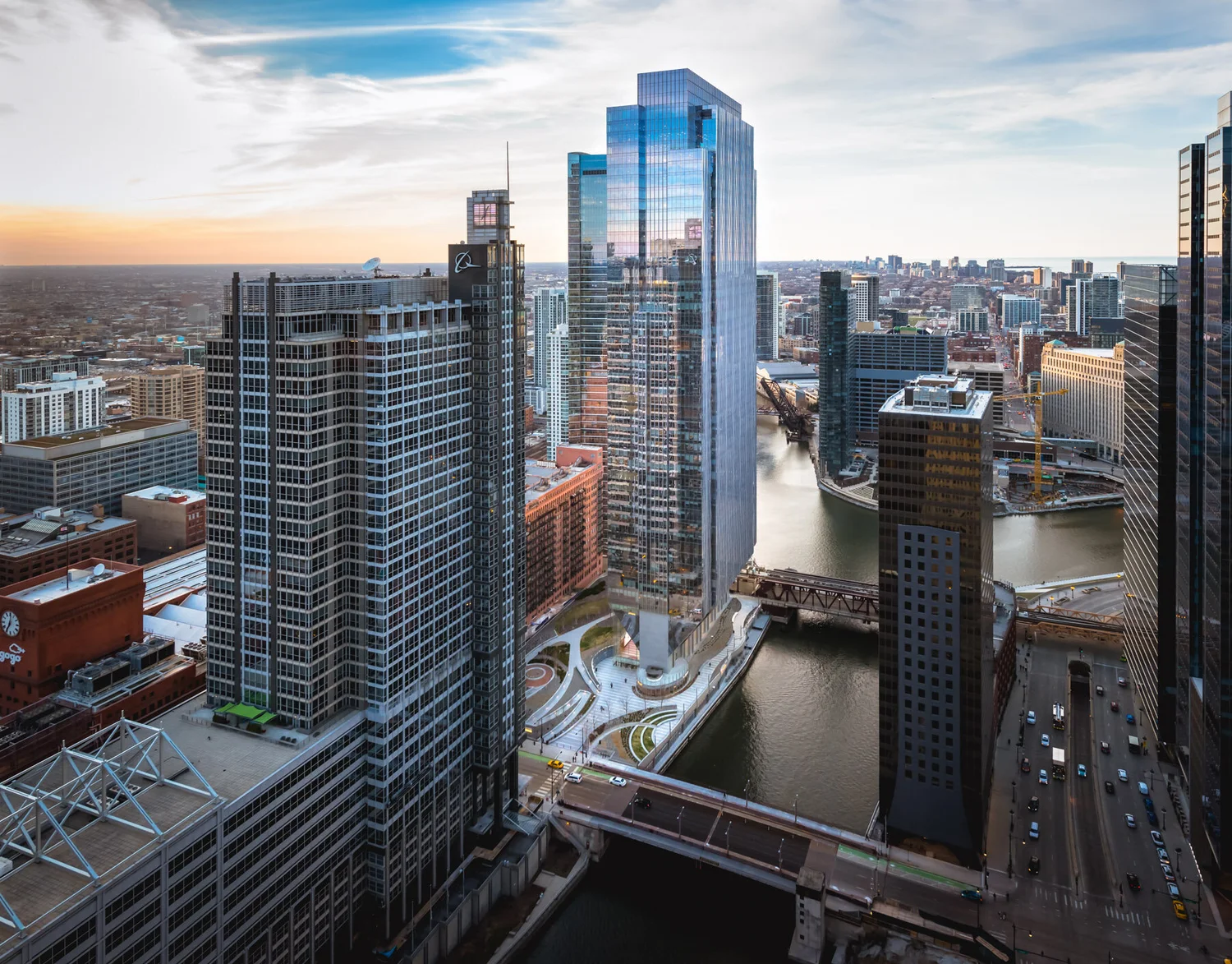 150 North Riverside — Riverside Investment & Development