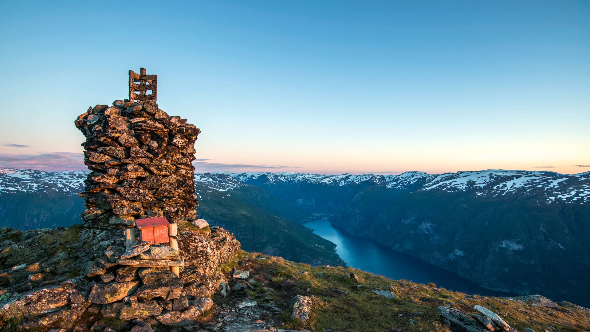 Guided tours in Aurland — 29|2 Aurland