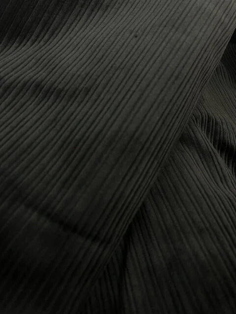Tissu coupon de velours noir - Generaldiff | Tissus et dentelles haute ...