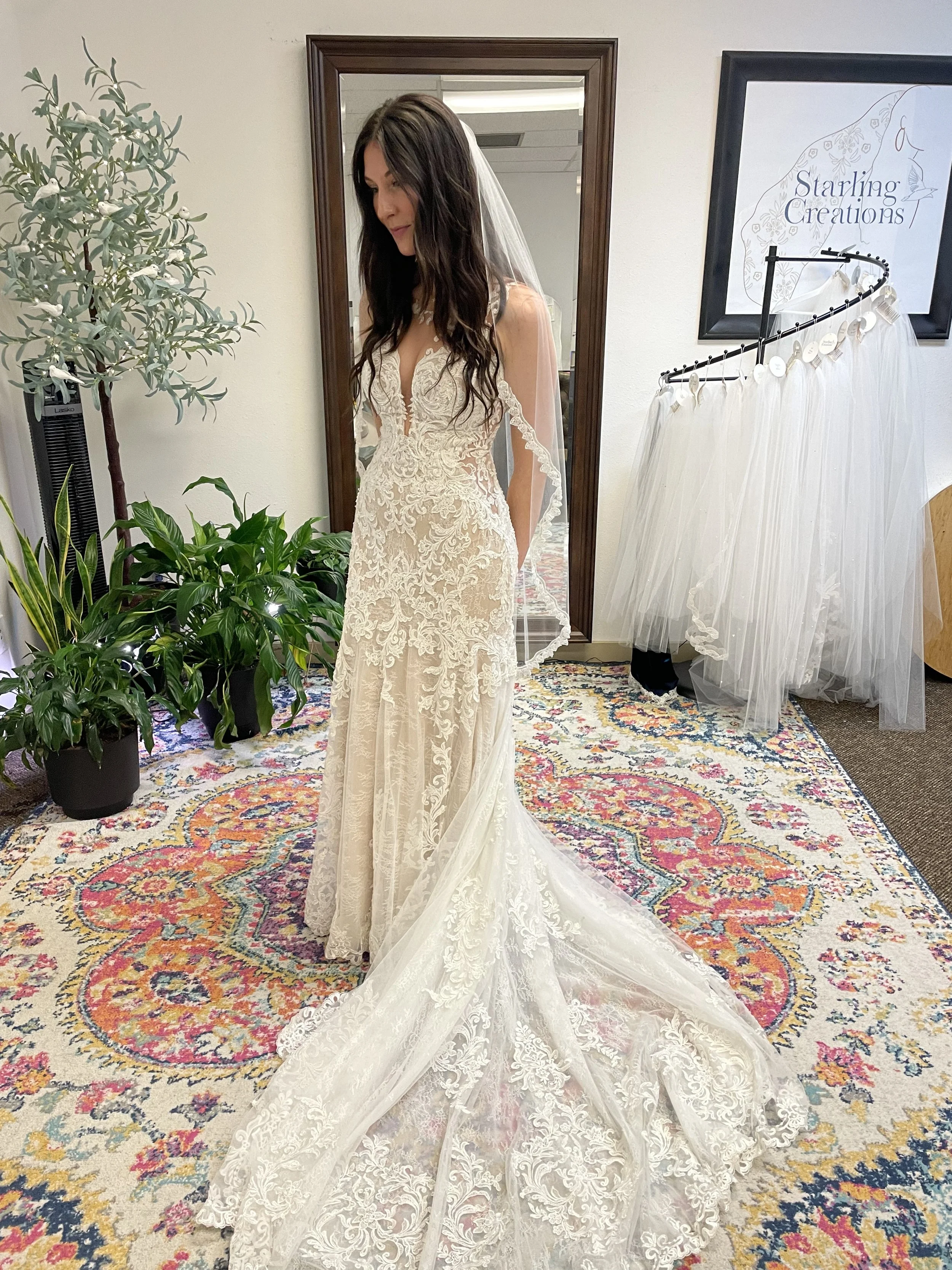 The Town Seamstress: Custom Tailoring, Alterations, and Accessories
