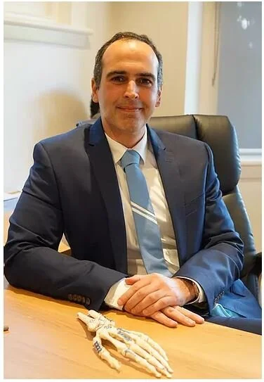 Sina Babazadeh — Harcourt Specialist Centre | Hawthorn East and Kew Melbourne | Orthopaedic Surgery