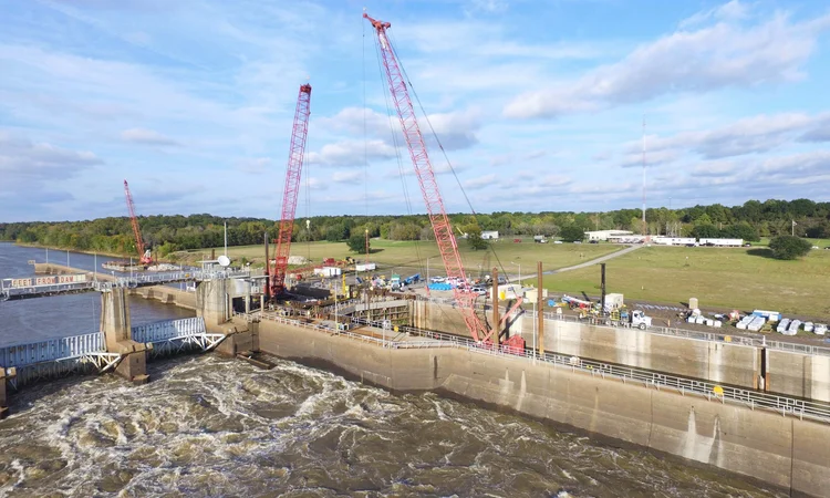 Columbia Lock & Dam Emergency Repairs in Louisiana
