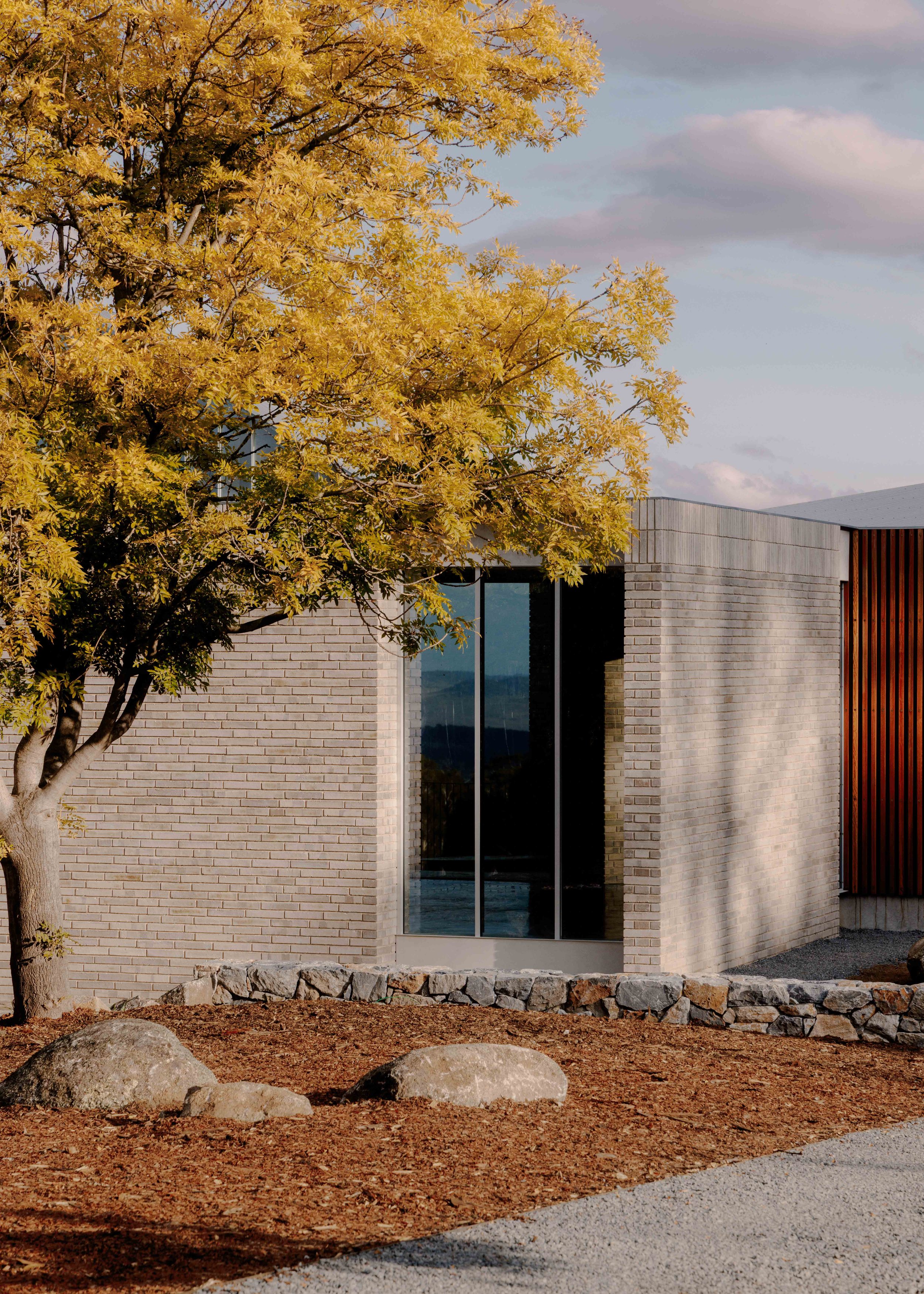 Main Range House — Studio Kaaki | Architects in Sydney & Jindabyne ...
