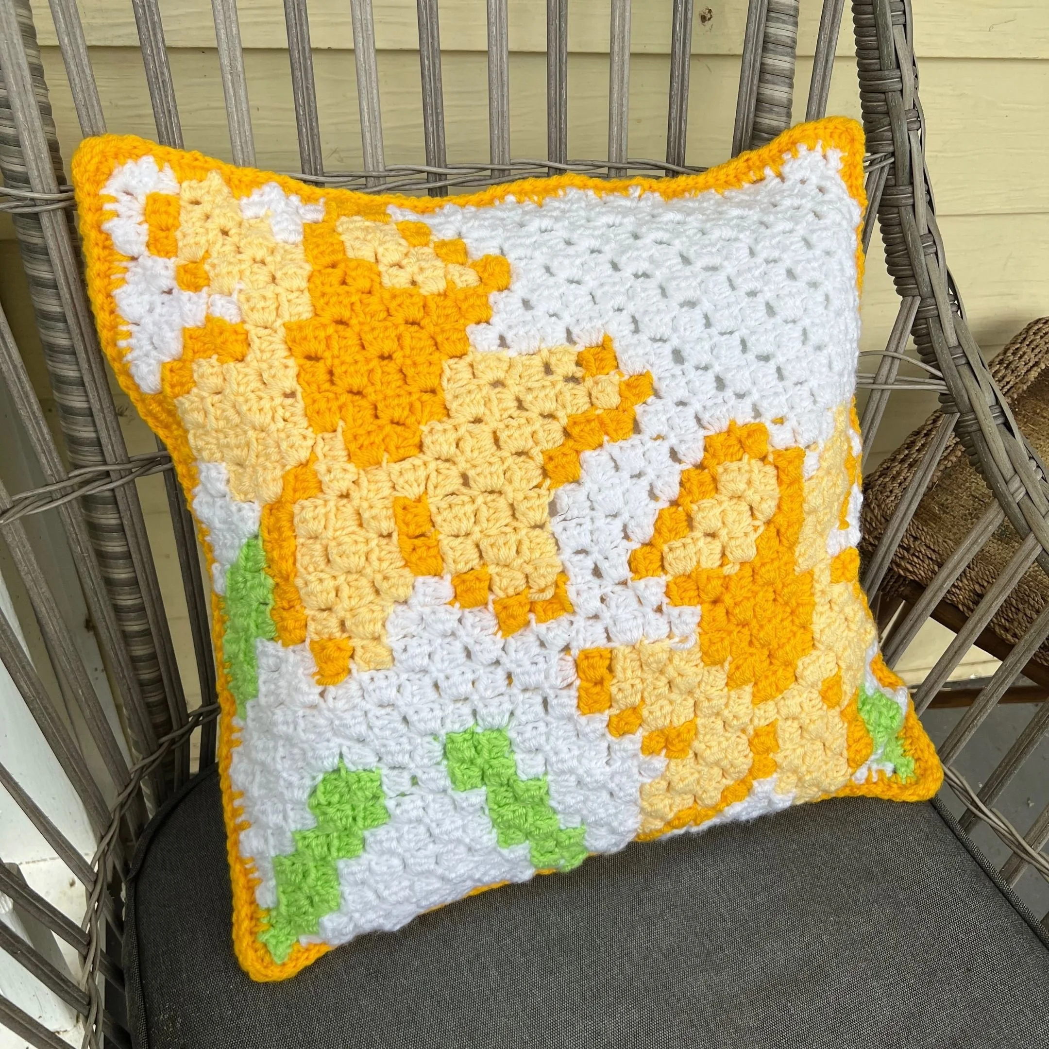 Daffodil Flower C2C Pillow - Premium Crochet Pattern - Free Chart ...