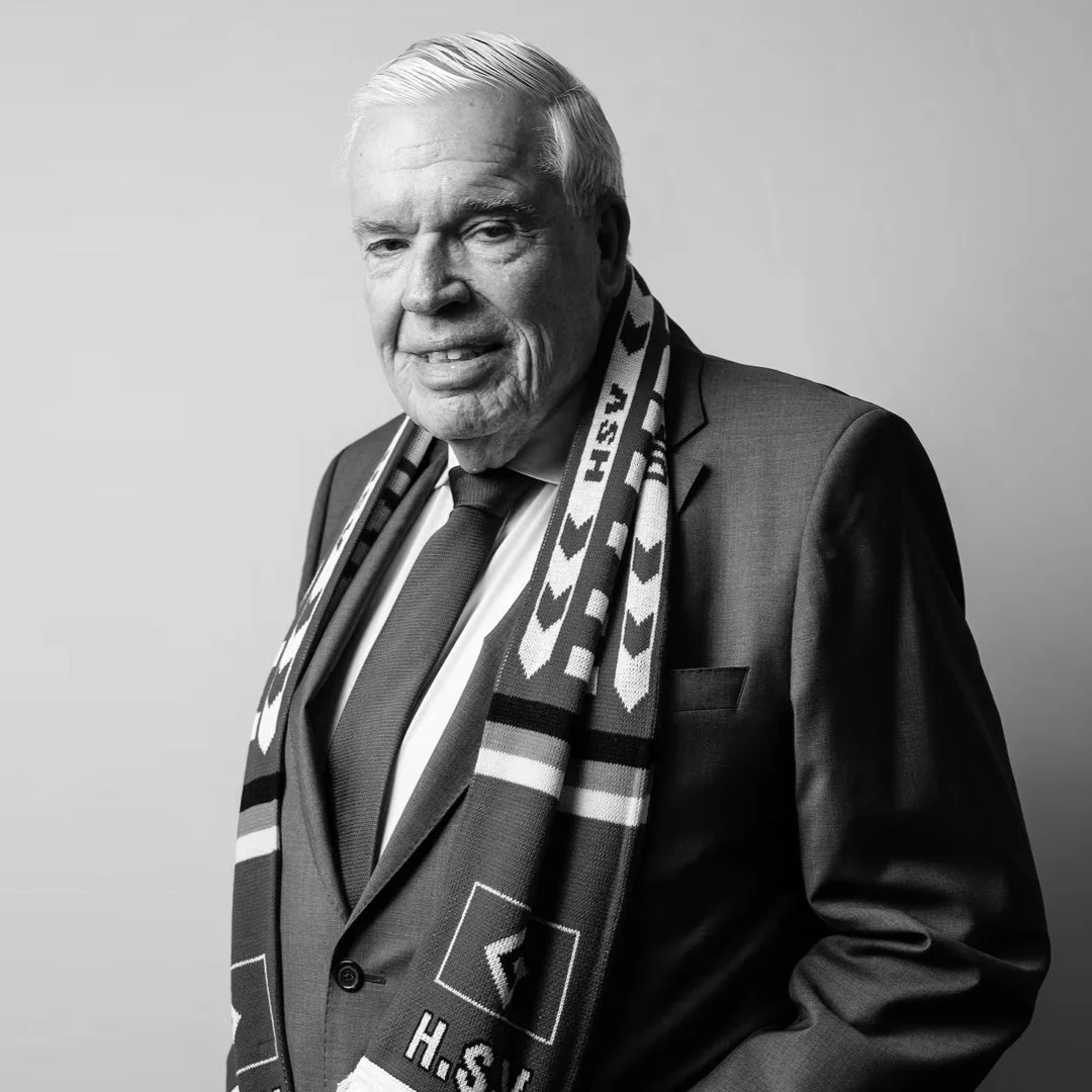 Get in touch with Klaus-Michael Kuehne | UHNWI direct